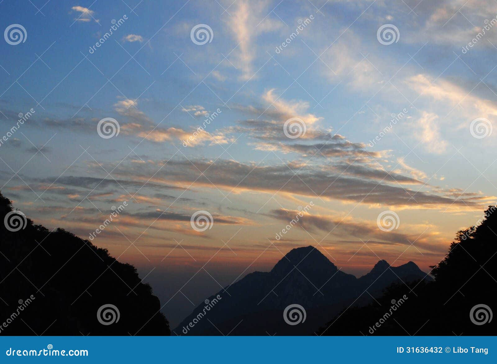 Sunset in Songshan (Mount Song) Stock Photo - Image of china, beauty ...