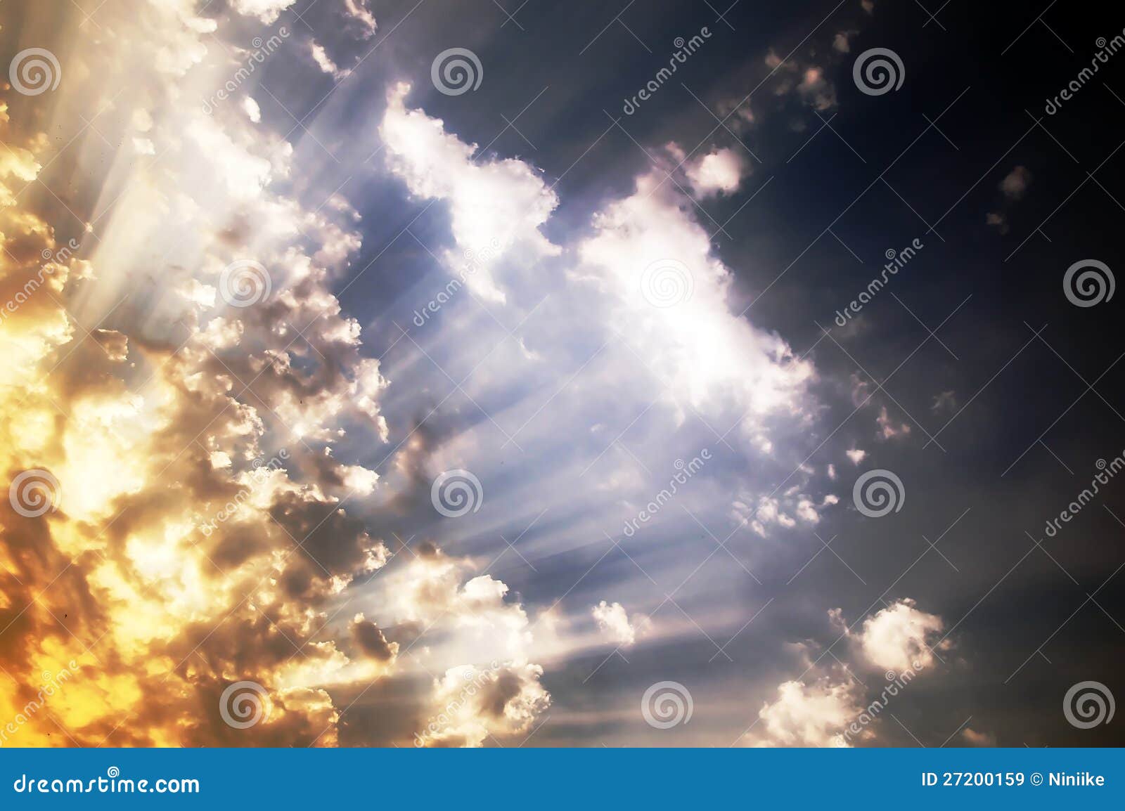 Sunset,sun Rays in the Clouds Stock Image - Image of freedom, cloud ...