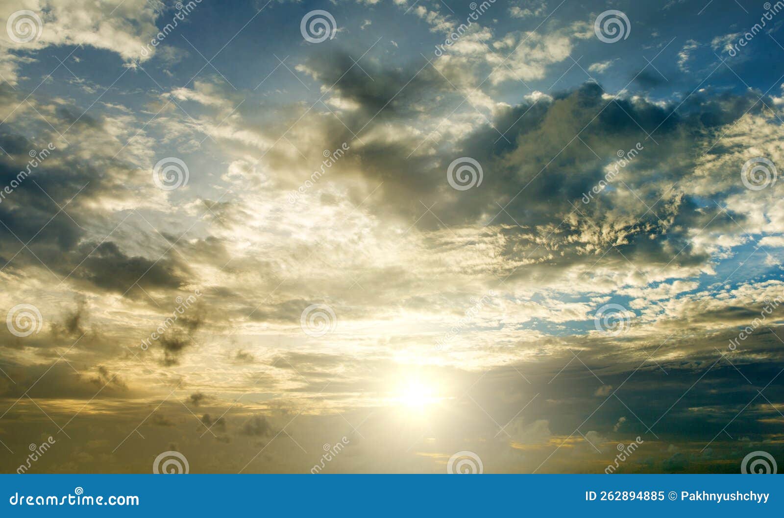 Sunset with Sun Rays, Sky with Clouds Stock Image - Image of skyline ...
