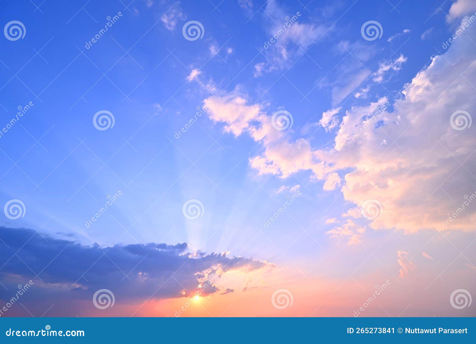 Sunset / Sun Rise Sky with Rays of Light Shining Clouds and Sky ...