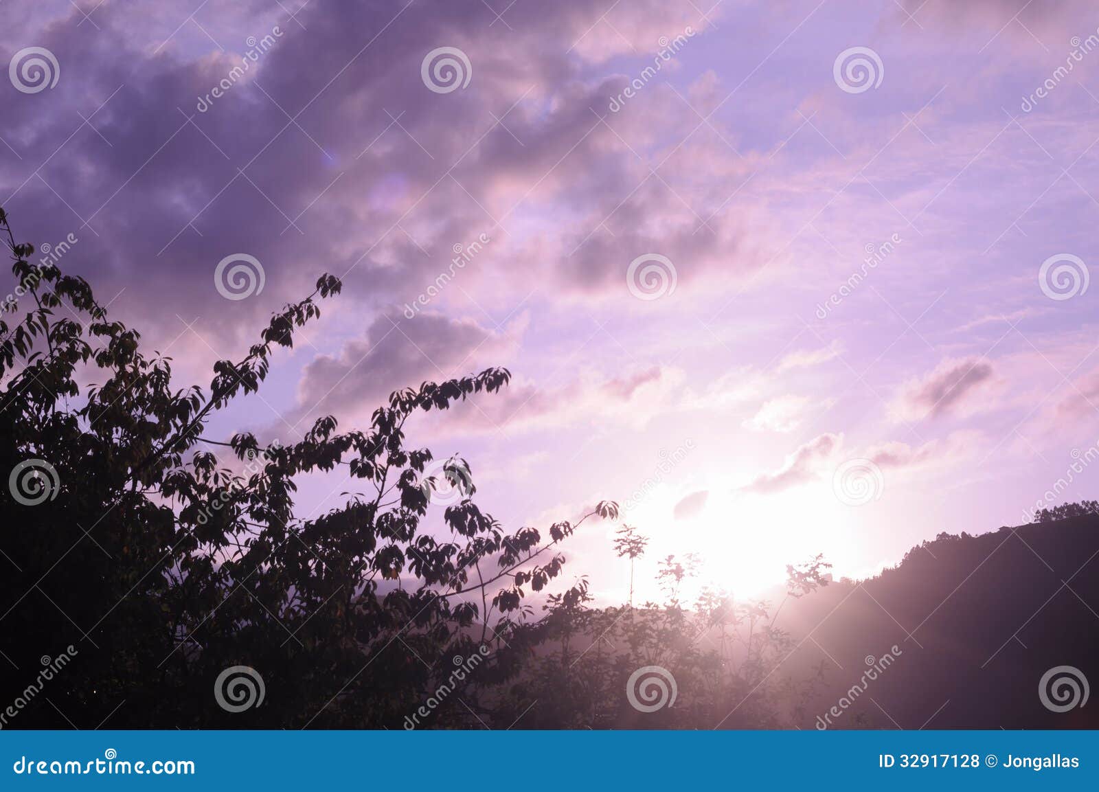 Sunset stock photo. Image of clouds, mountains, ondarroa - 32917128