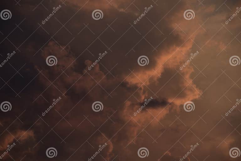 Sunset, Sunrise with Clouds, Light Rays and Other Dramatic Effect ...