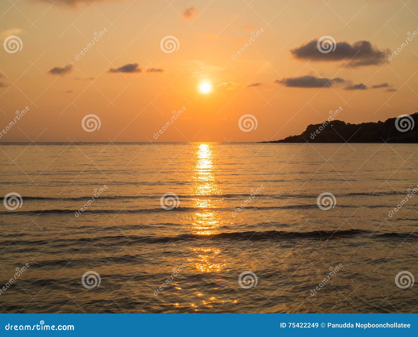 Sunset Sunshine Reflect on the Sea Water in the Evening Stock Image ...