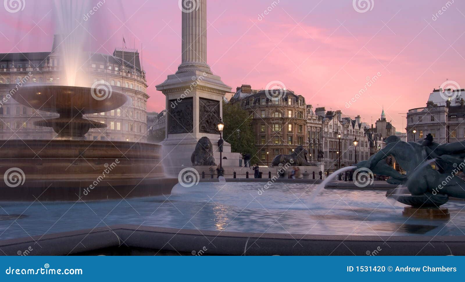 Sunset on Trafalgar Square editorial image. Image of england - 1531420