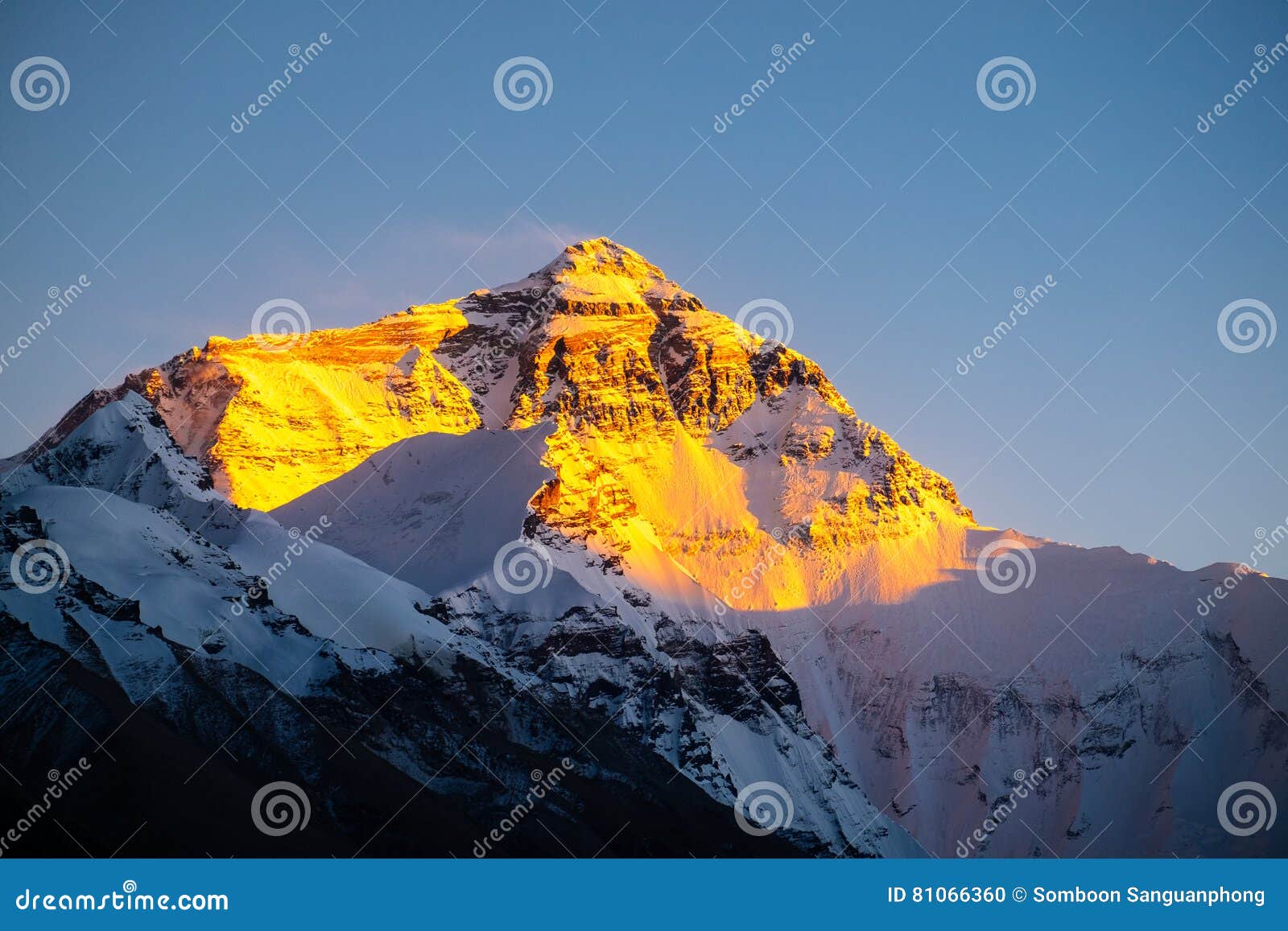 Sunset View of Everest Summit. Stock Photo - Image of mountain, yellow ...