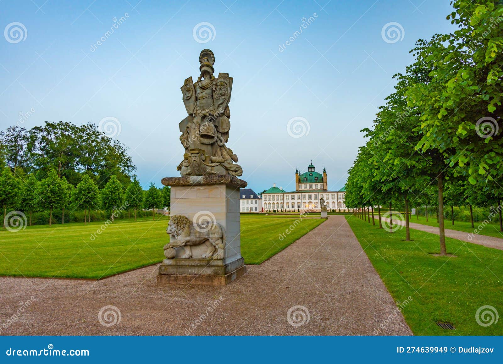 Sunset View of Fredensborg Slot Palace in Denmark Editorial Stock Image ...