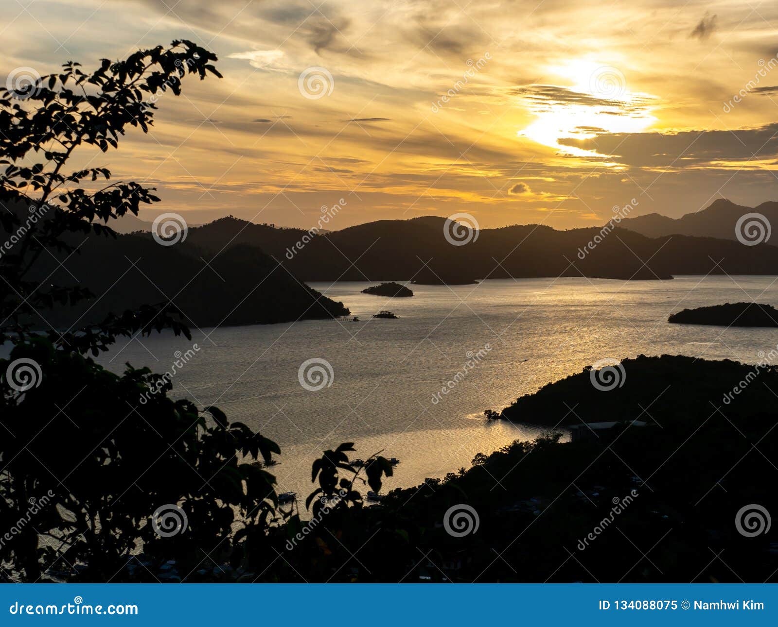 Sunset View from Mt.Tapyas, Palawan Stock Image - Image of travel ...