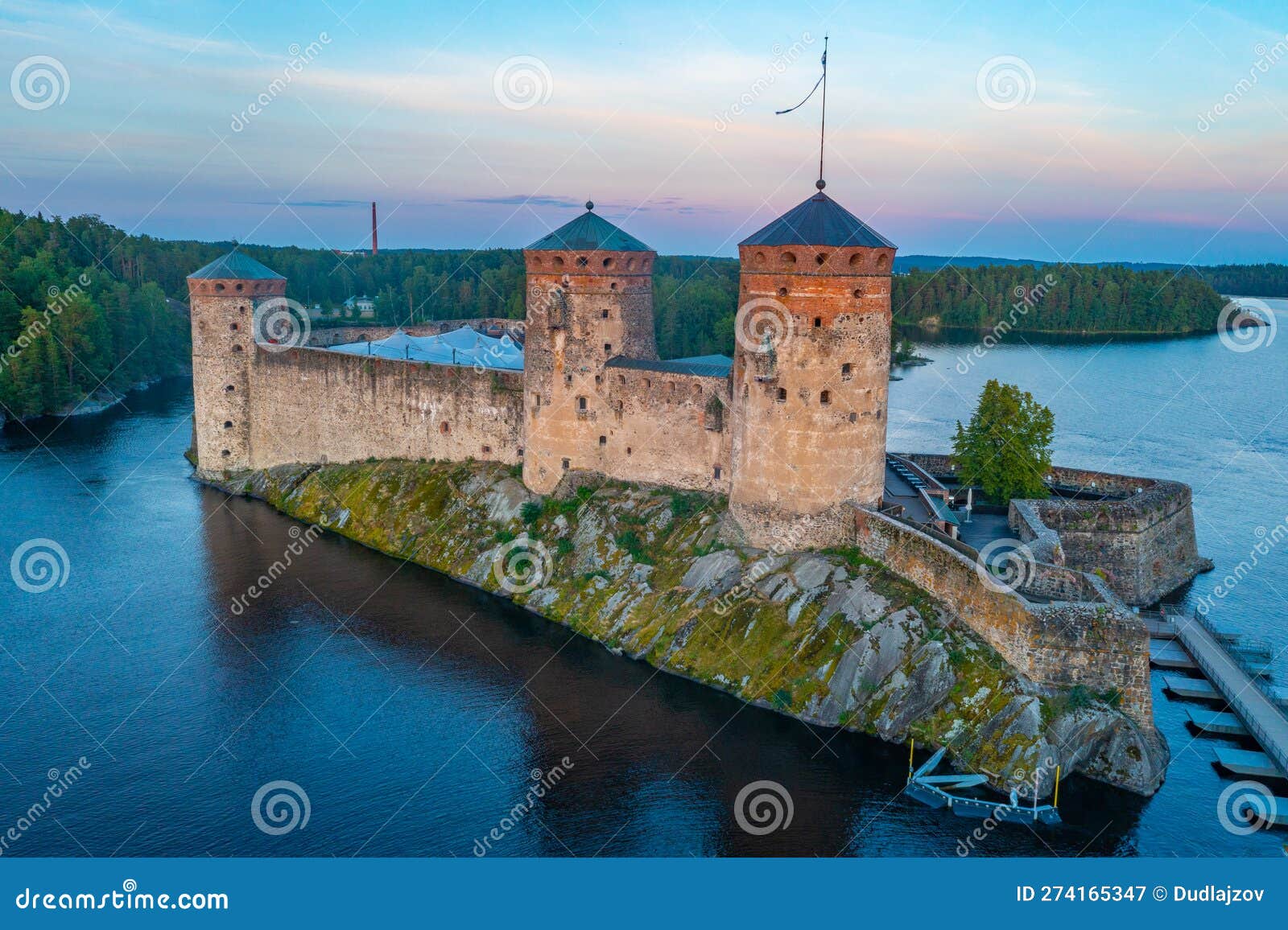Sunset View of Olavinlinna Castle in Savonlinna, Finland Editorial ...