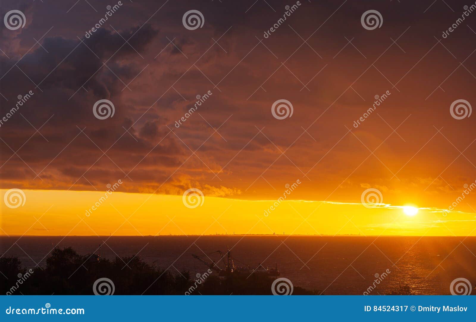 Sunset view over the bay stock image. Image of tranquil - 84524317