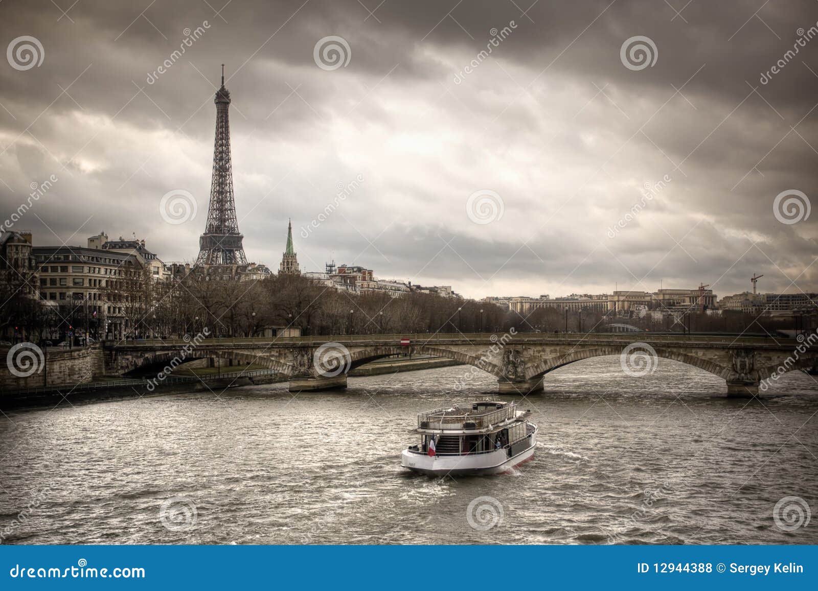 987 Paris Sena River Stock Photos - Free & Royalty-Free Stock Photos ...