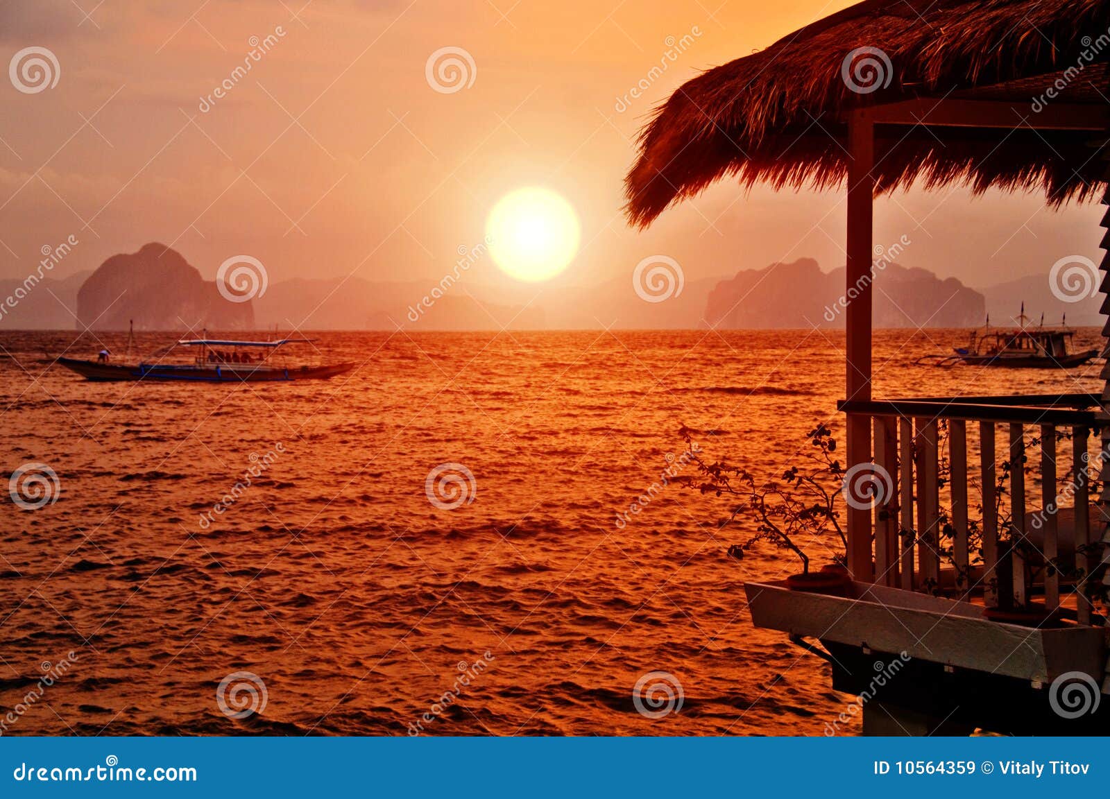 Sunset Villa stock image. Image of estate, prestigious - 10564359