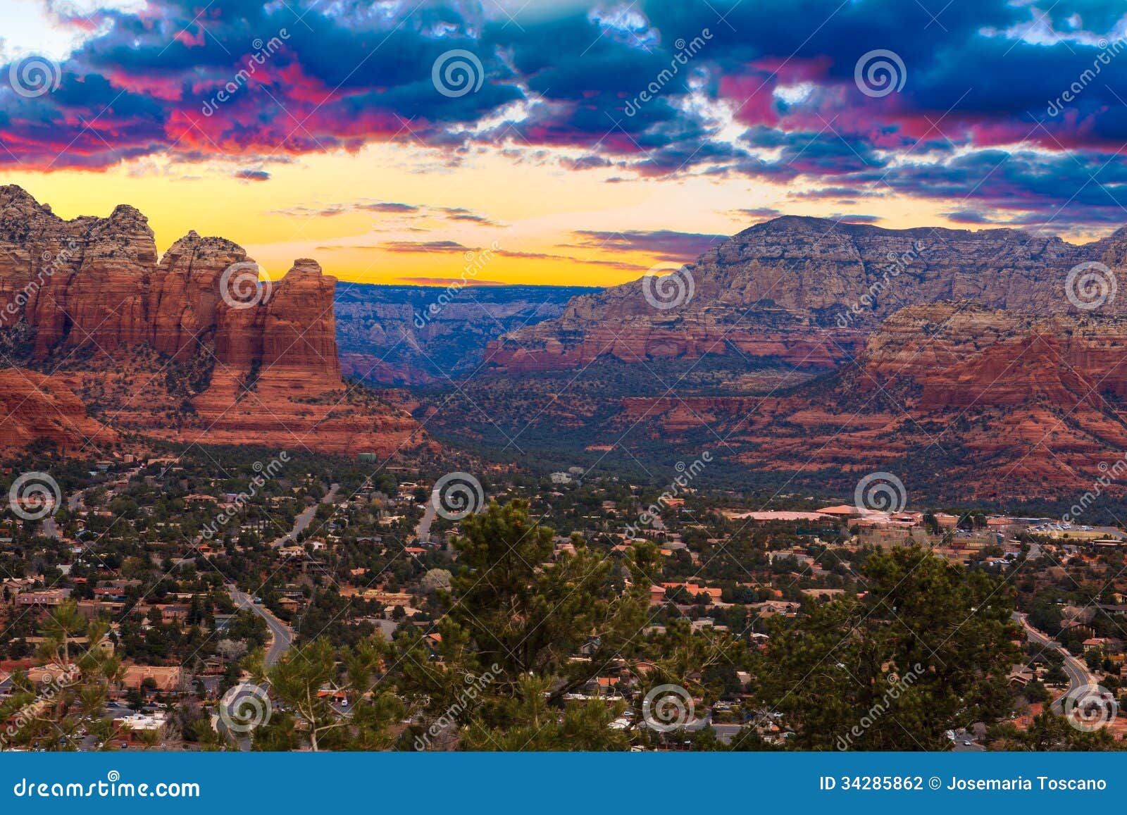 Sunset Vista of Sedona, Arizona Stock Photo - Image of sunlight ...