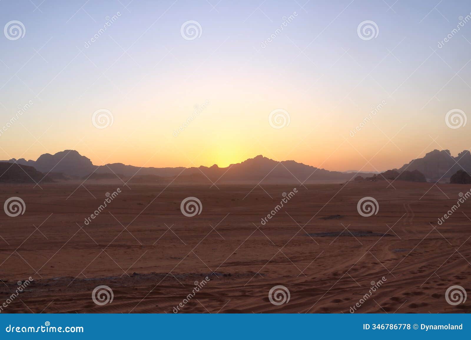 Sunset in Wadi Rum Desert in Jordan Stock Photo - Image of jordan ...