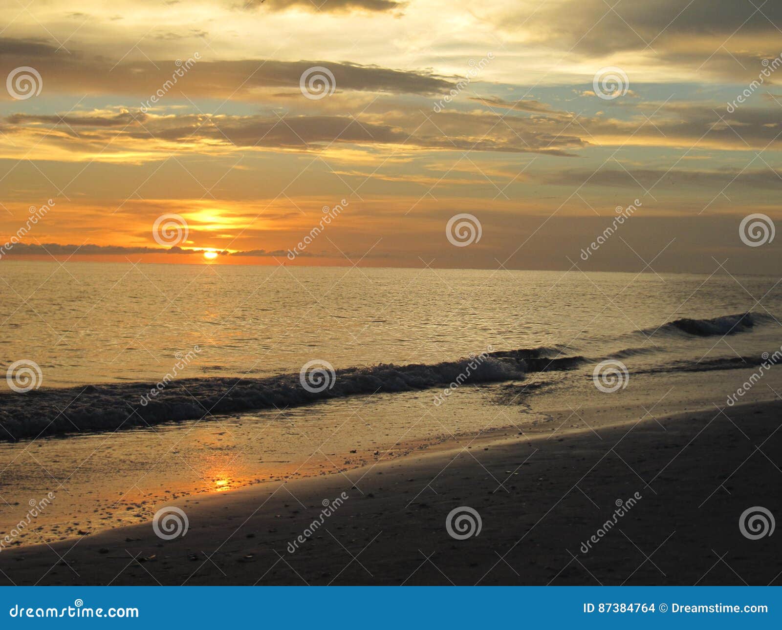 Sunset on the Water in Lido Beach, Florida Stock Photo - Image of coast ...