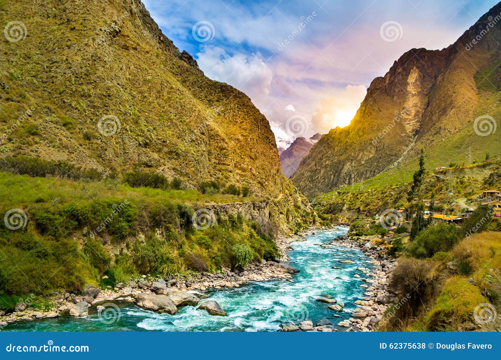 Sunset between the Mountains Stock Photo - Image of beautiful, picchu ...