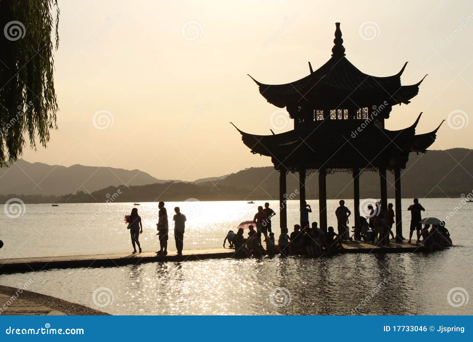 Sunset at West Lake - Hangzhou, China Editorial Photo - Image of pagoda ...