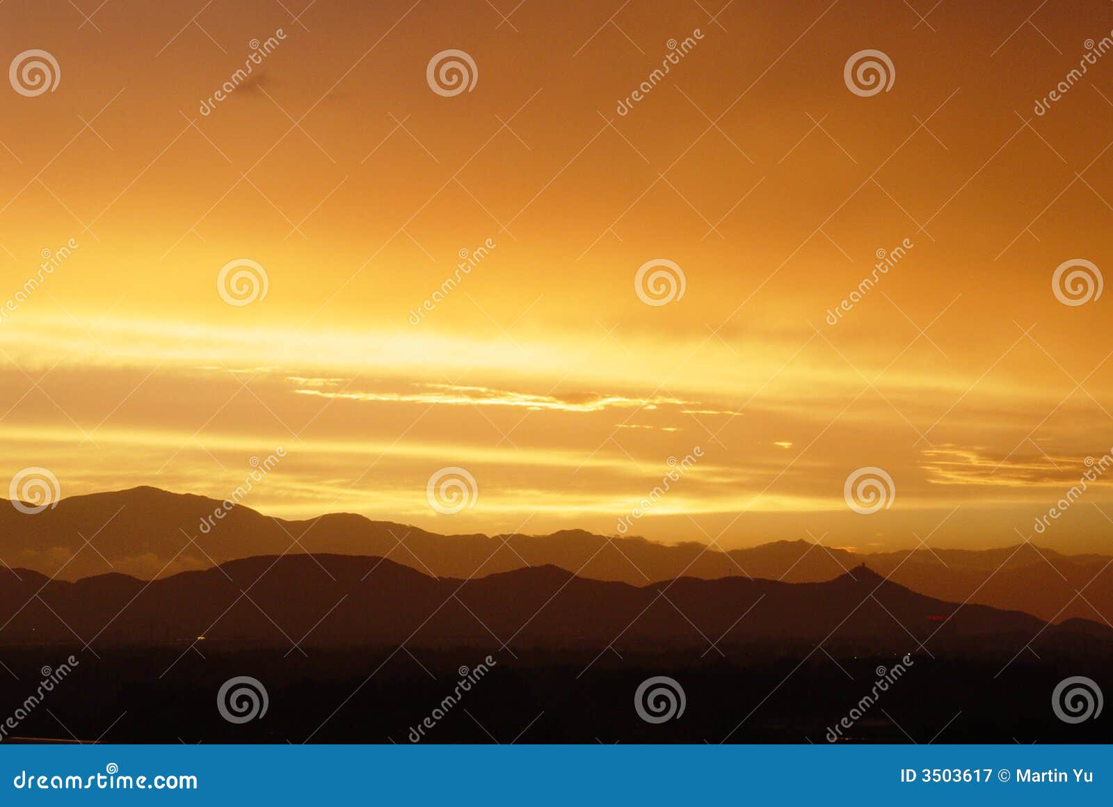 Sunset at western mountain stock image. Image of light - 3503617