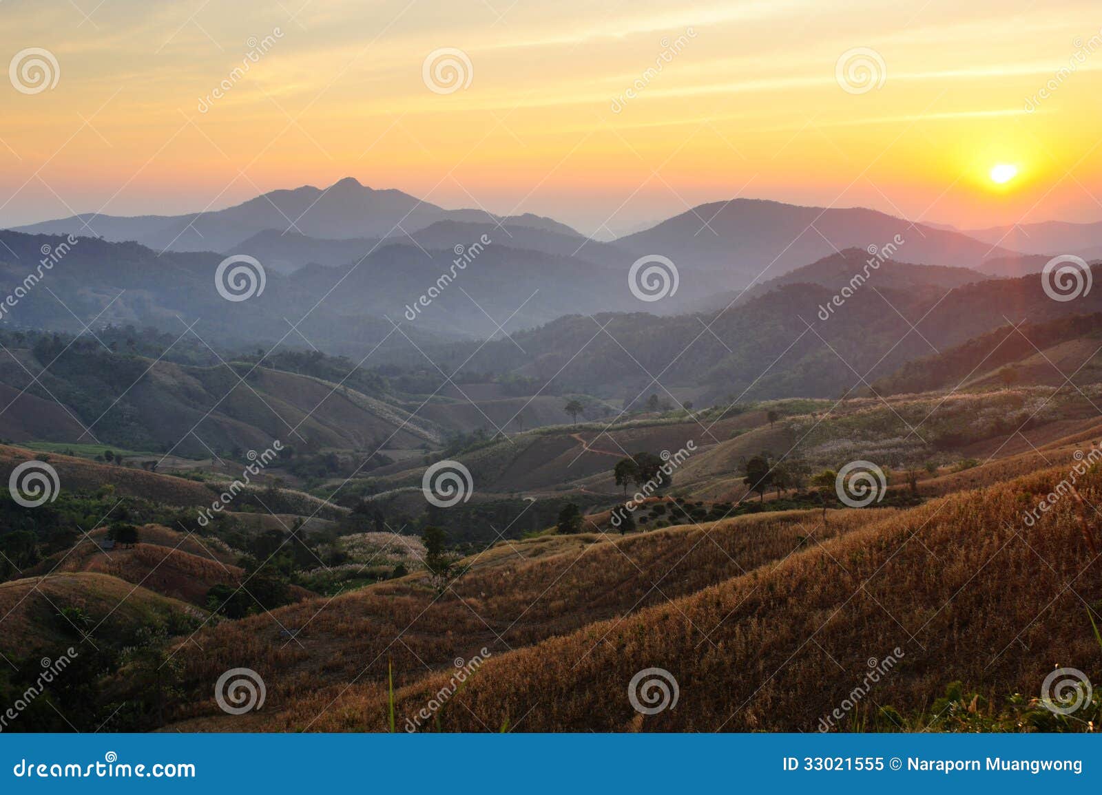 Sunsets Over Mountains and Valley Stock Image - Image of view, orange ...