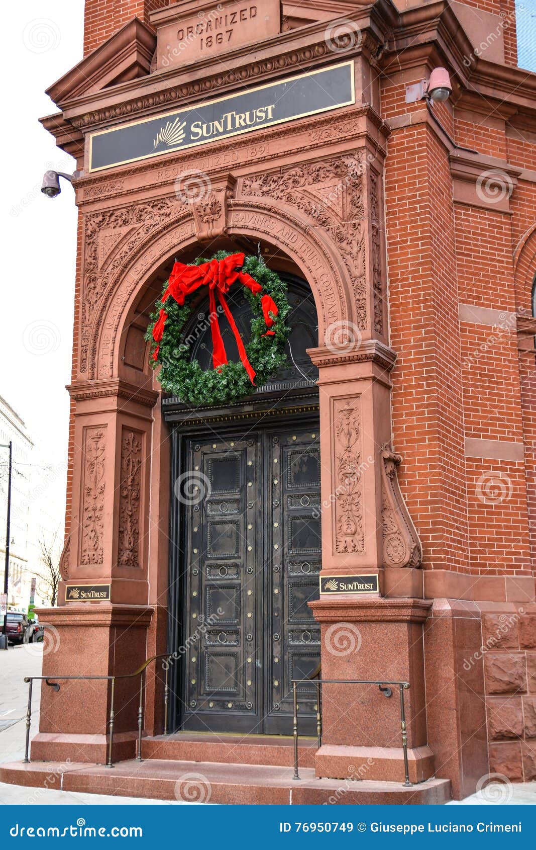 SunTrust Building with the Clock Tower. Washington DC, USA. Editorial ...