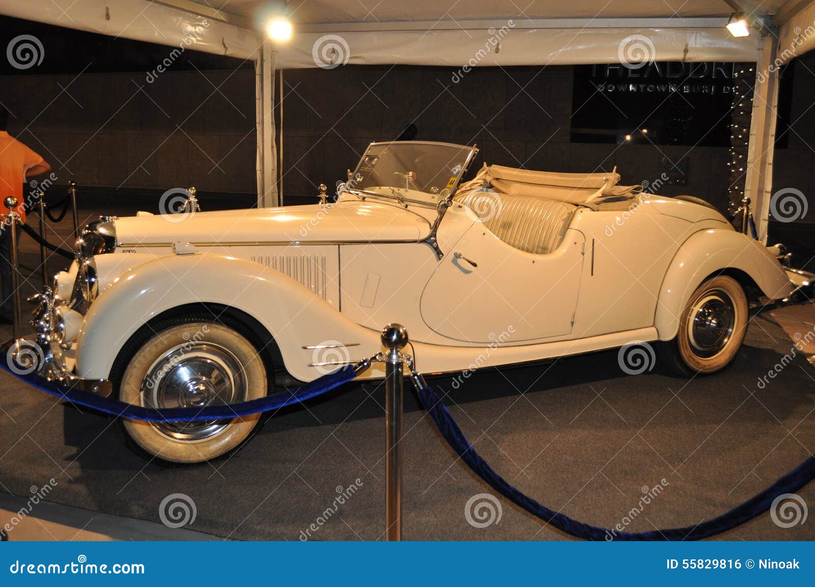 Super Elegant Completely White Old-timer Car Editorial Photo - Image of ...