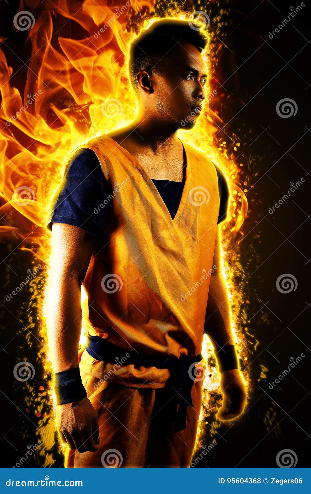 Super-herói Que Mostra Seu Poder Foto de Stock - Imagem de amarelo ...