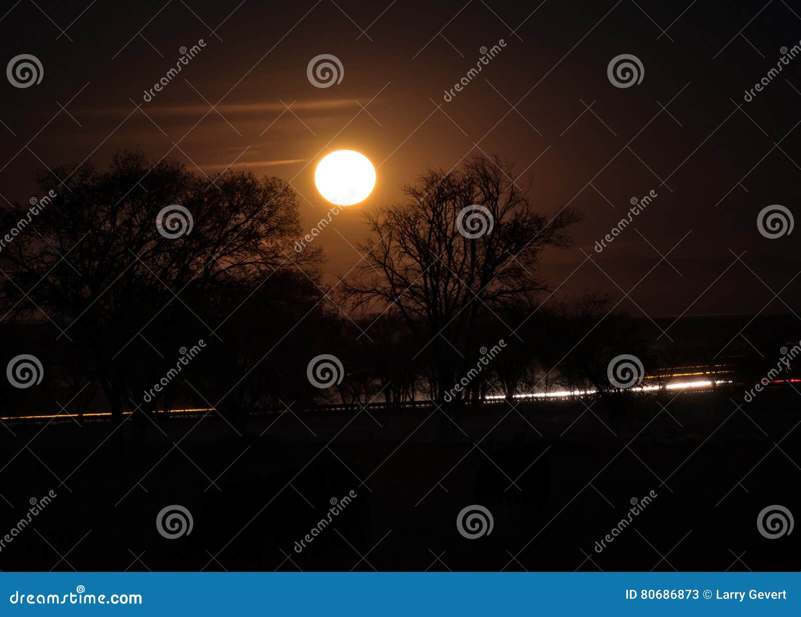 Super moon rising stock image. Image of blue, horizon - 80686873