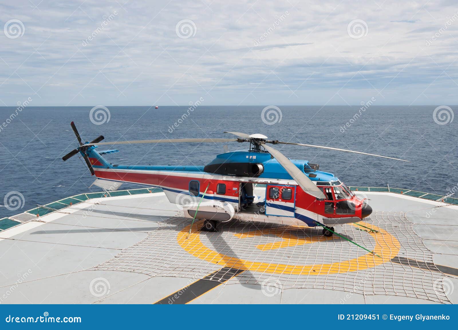 Super Puma Helicopter AS332L Stock Image - Image of shadow, change ...