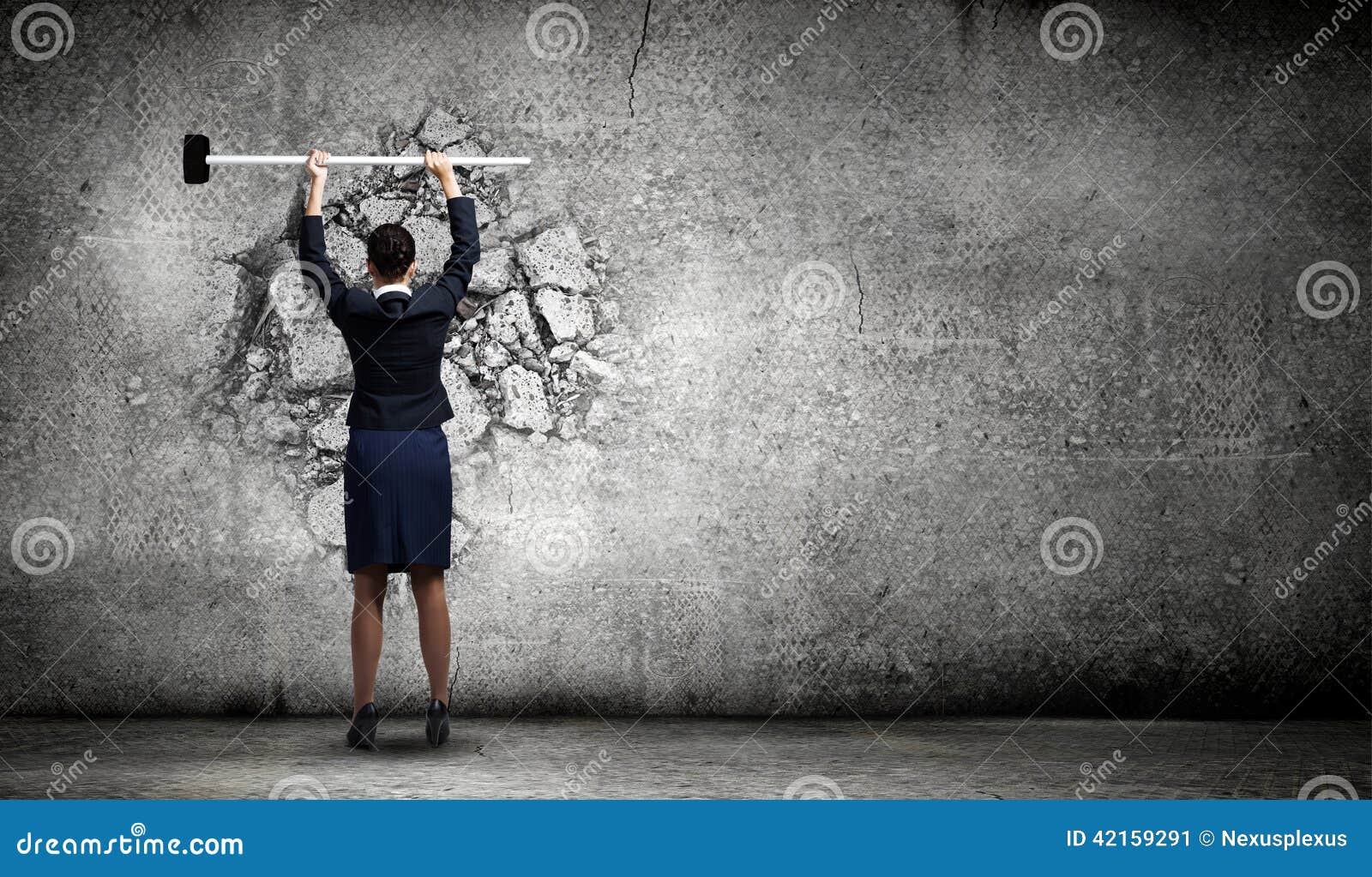 Superando desafios imagem de stock. Imagem de queda, potência - 42159291