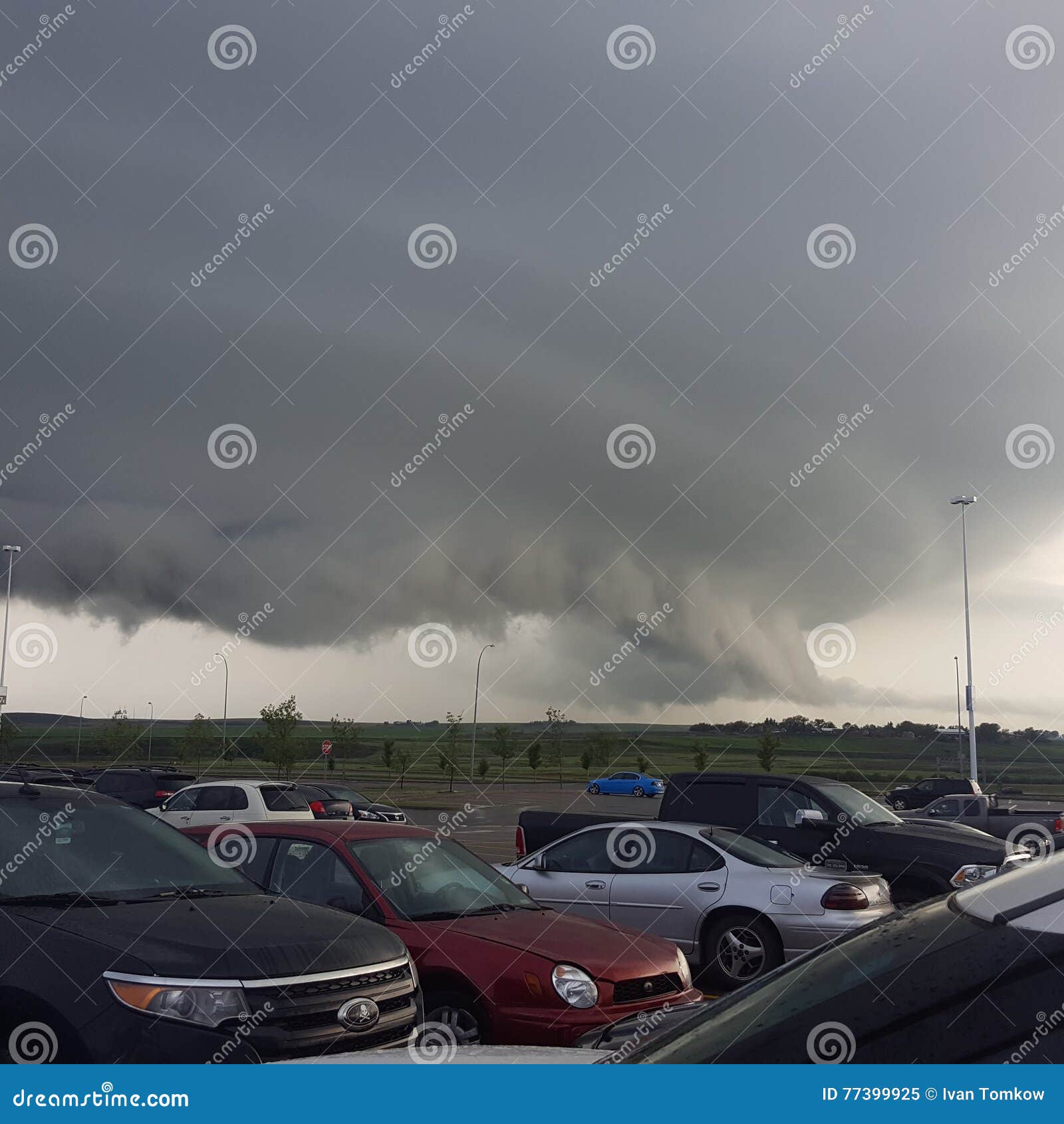 Supercell over calgary editorial image. Image of supercell - 77399925