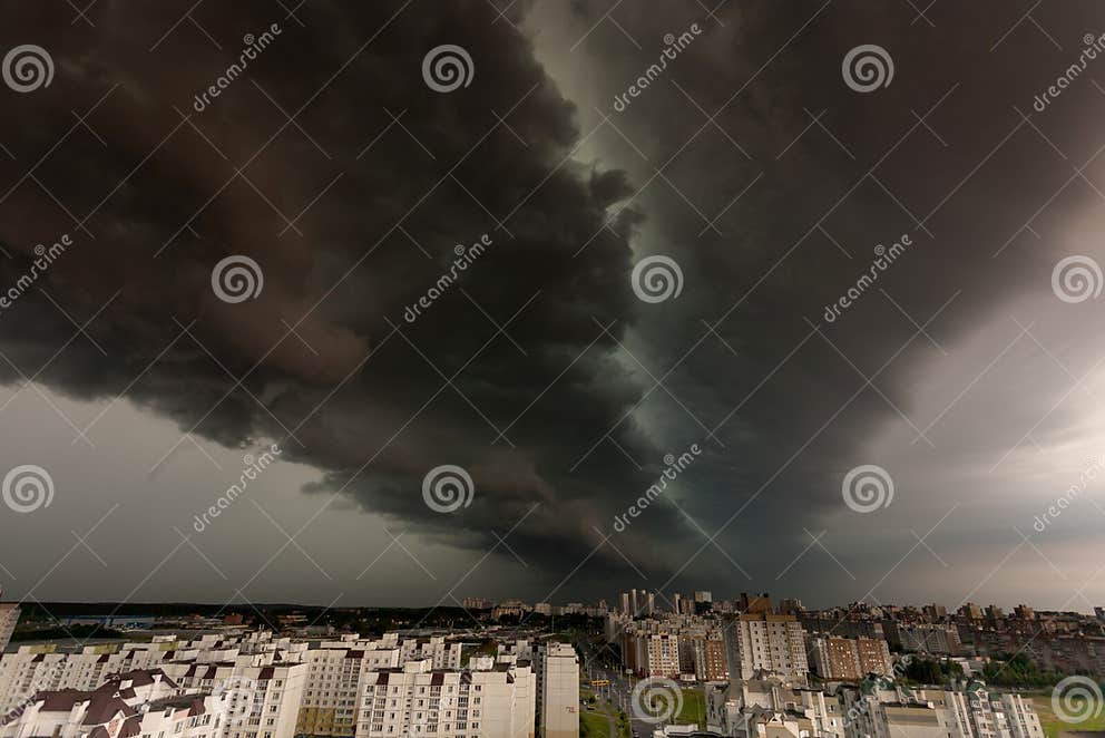 Supercell Storm Over the City Stock Image - Image of dark, graz: 60169667