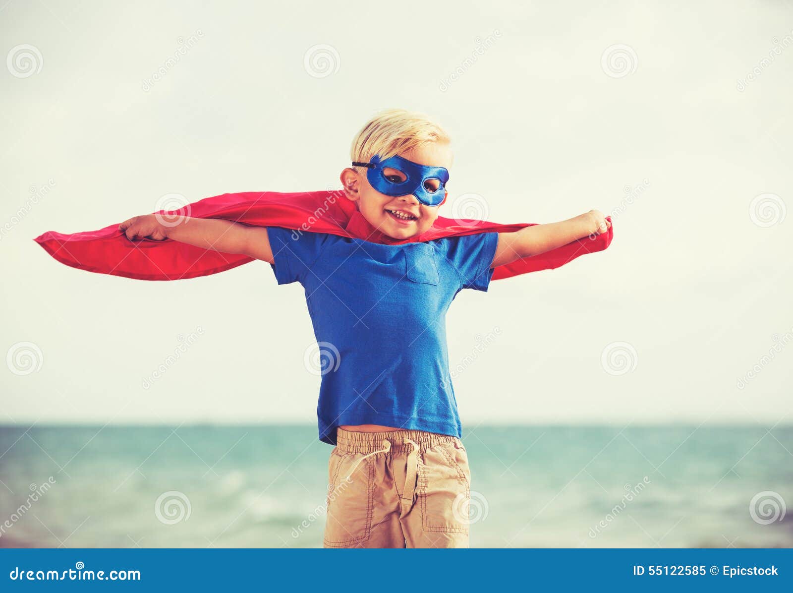 Superheld-Kind stockbild. Bild von lebensstil, beiläufig - 55122585