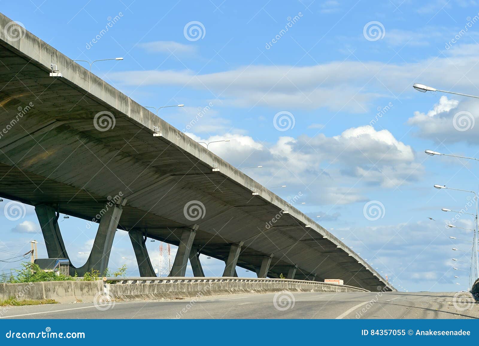 Superhighway immagine stock. Immagine di urbano, azionamento - 84357055