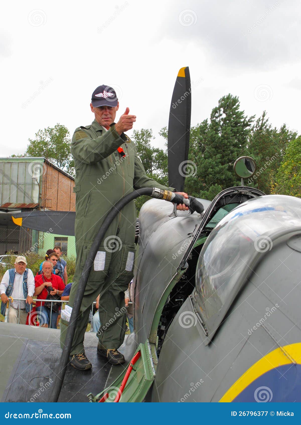 Supermarine Spitfire Get Refueled Editorial Photography - Image of ...