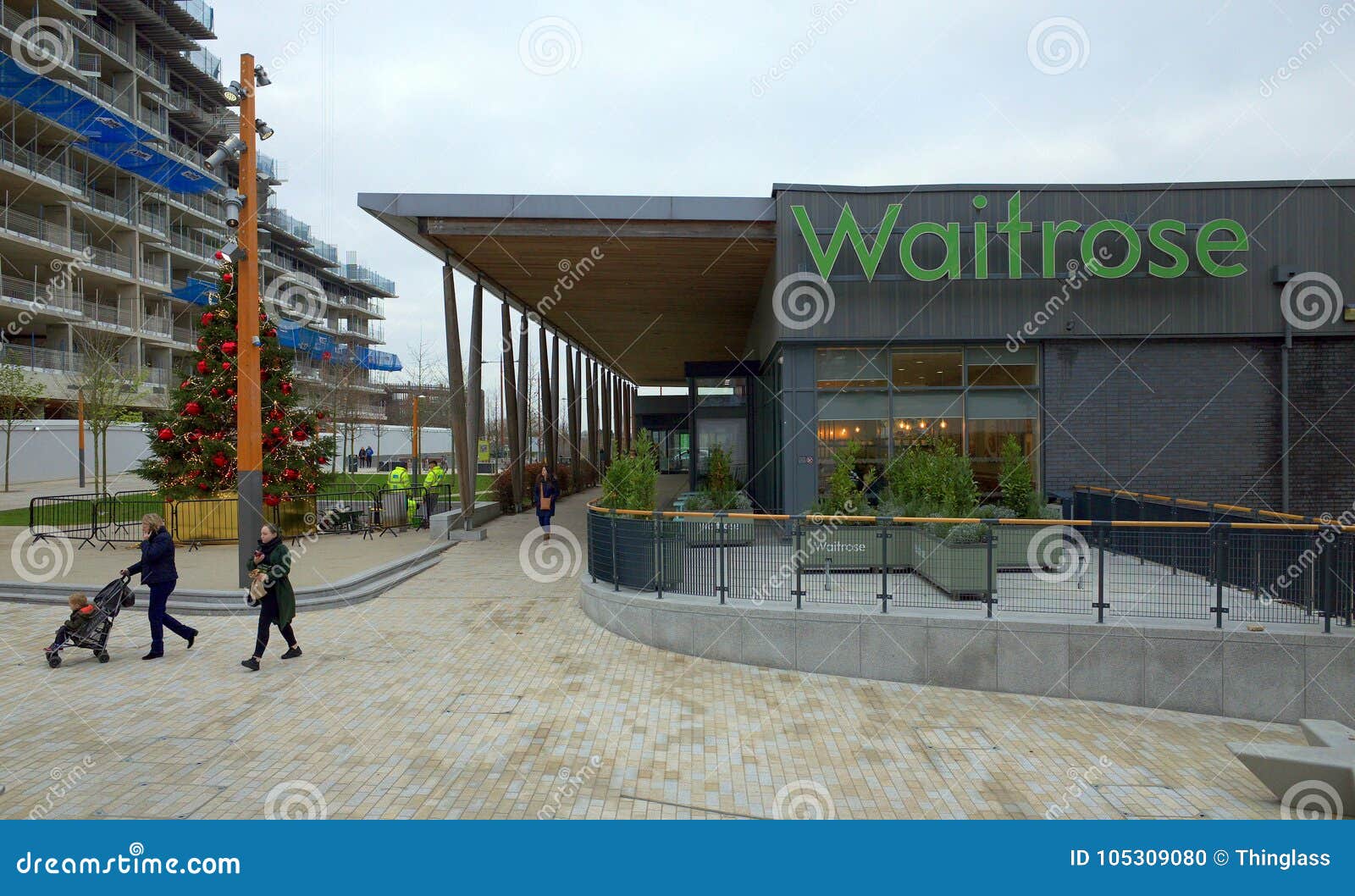 Supermercado De Waitrose En Bracknell, Inglaterra Imagen editorial ...