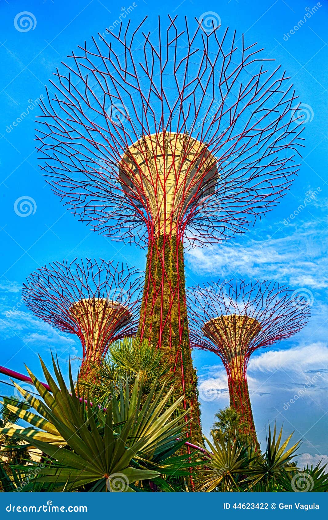 Supertrees at Marina Bay Sands, Singapore Editorial Photography - Image ...