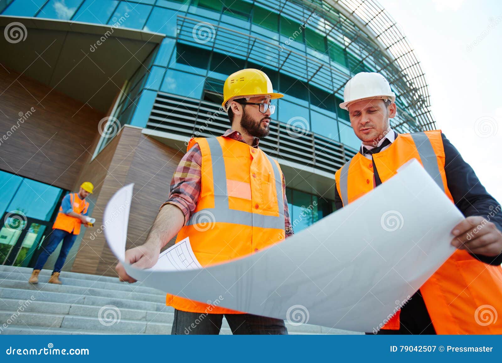 Supervisores en el trabajo imagen de archivo. Imagen de empresario ...
