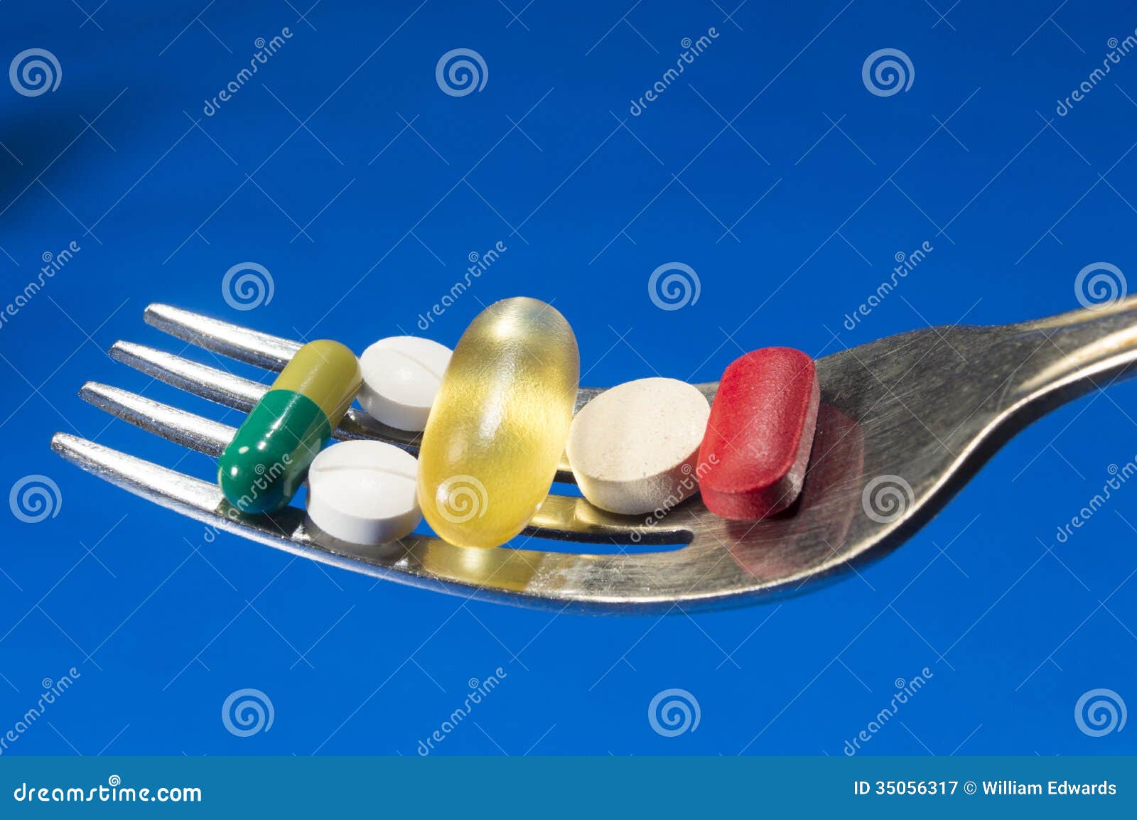 Suplementos de la comida imagen de archivo. Imagen de suplemento - 35056317