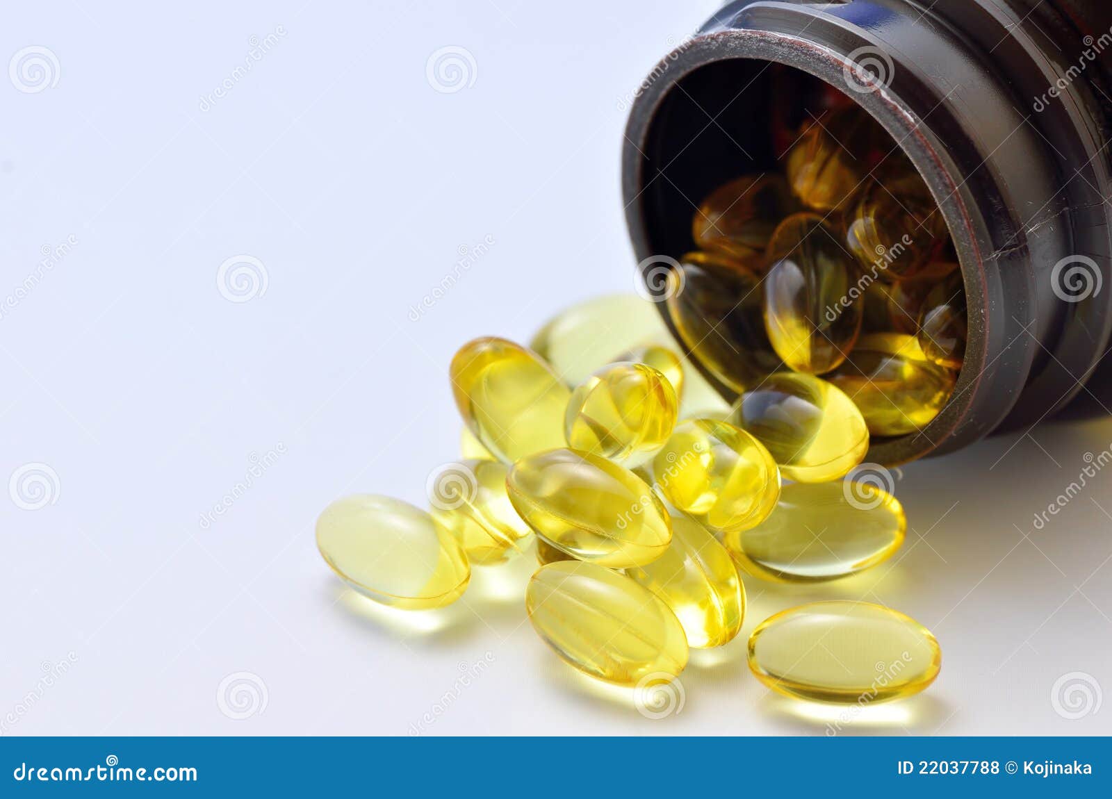 Suplementos dietéticos. foto de archivo. Imagen de pescados - 22037788