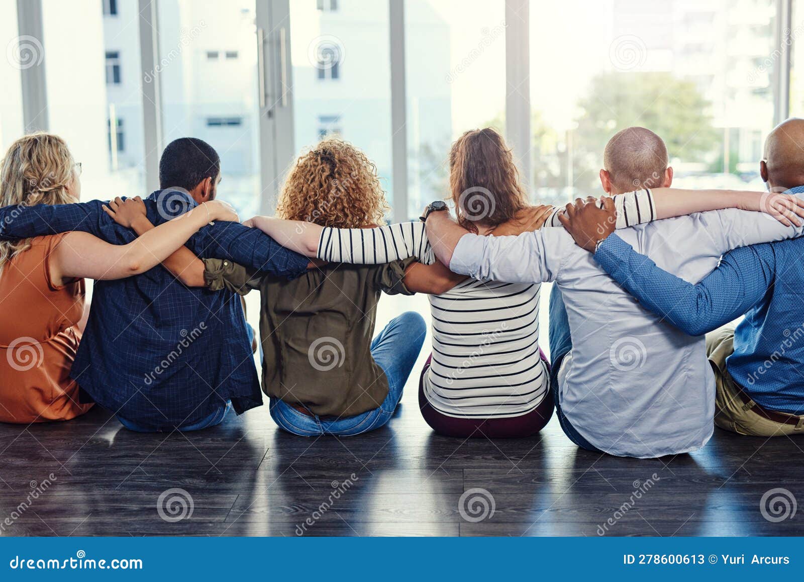 The Hug Back Support