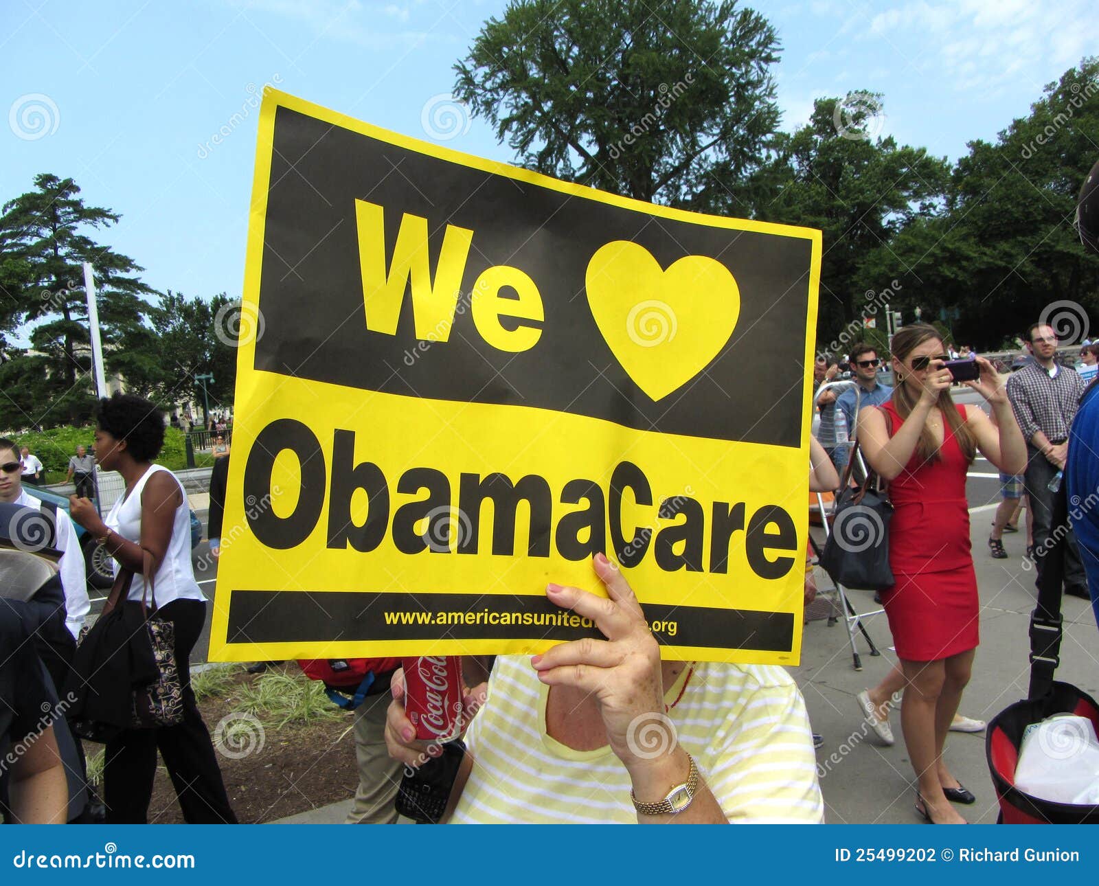 Support of Obamacare editorial photography. Image of people - 25499202