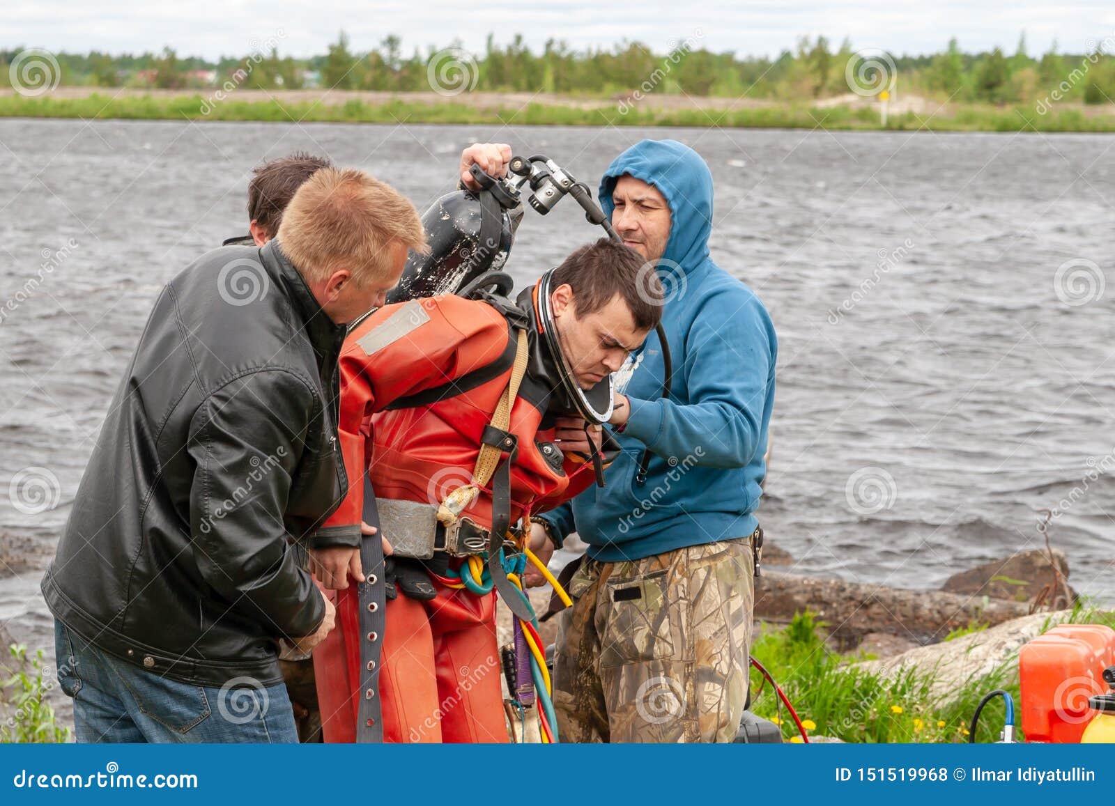 The Support Team Helps the Diver Prepare for Deep-sea Work Editorial ...
