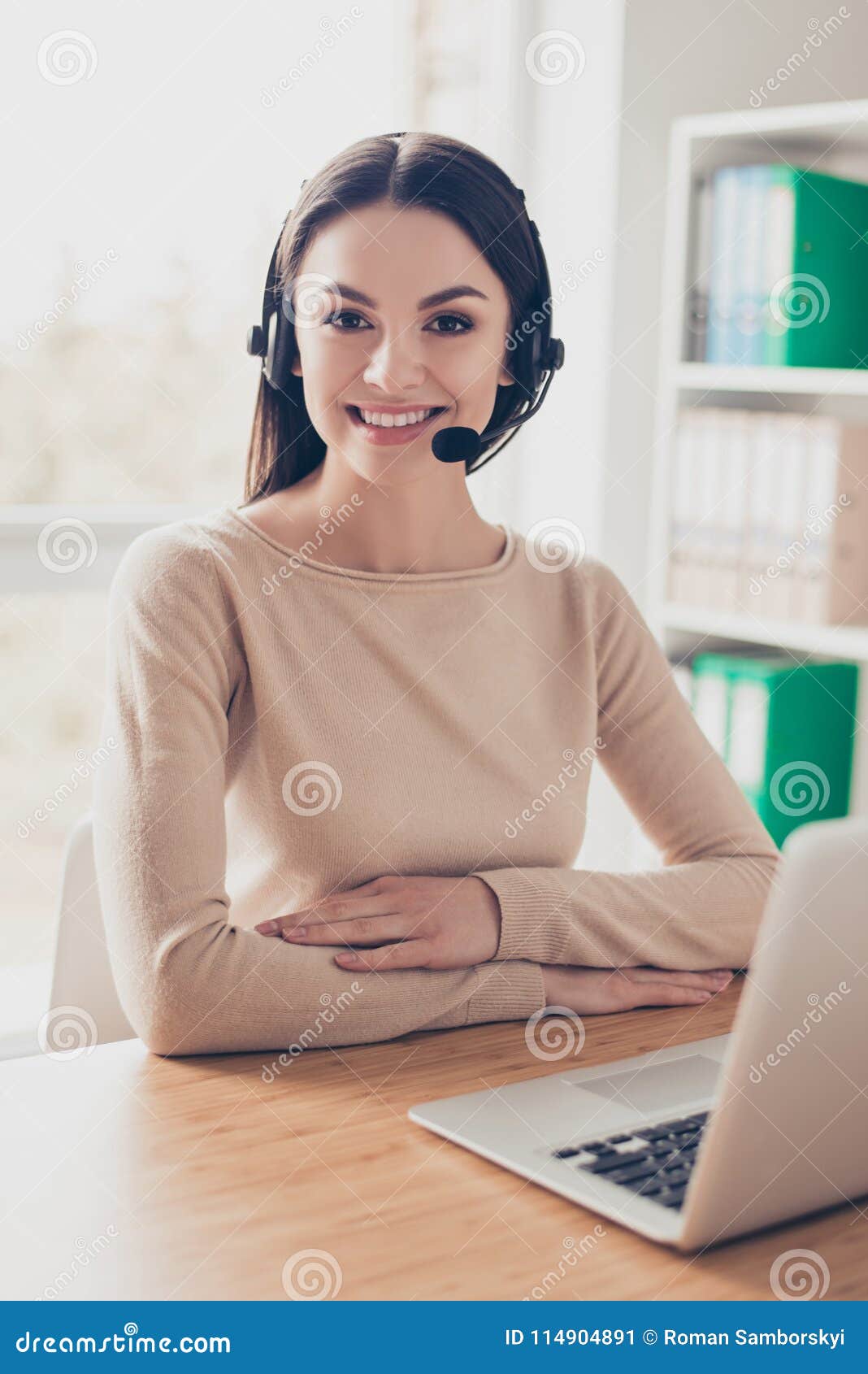 Support Waiting Service Modern Technology Concept. Vertical Port Stock ...