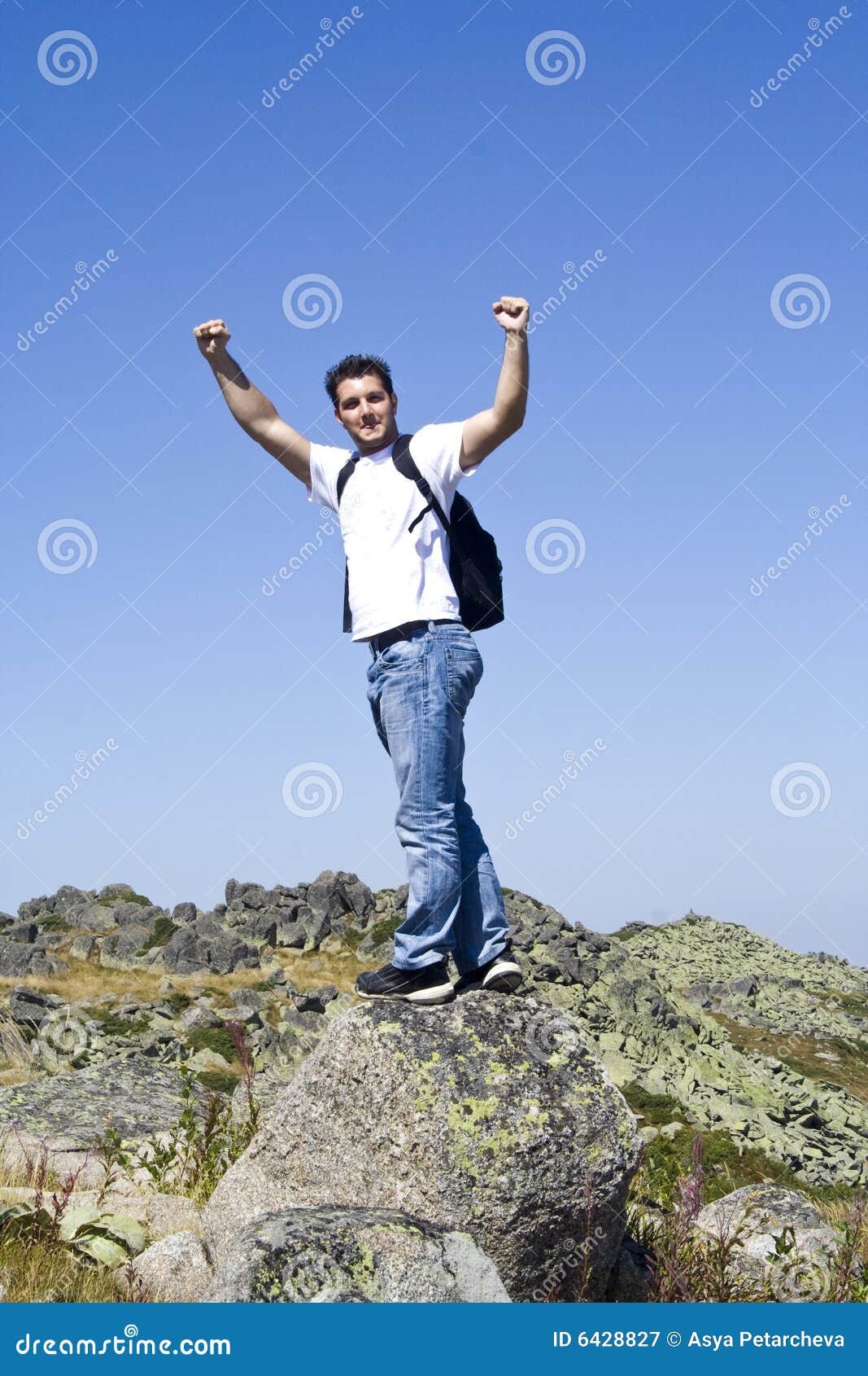 Sur le dessus image stock. Image du horizon, rucksack - 6428827