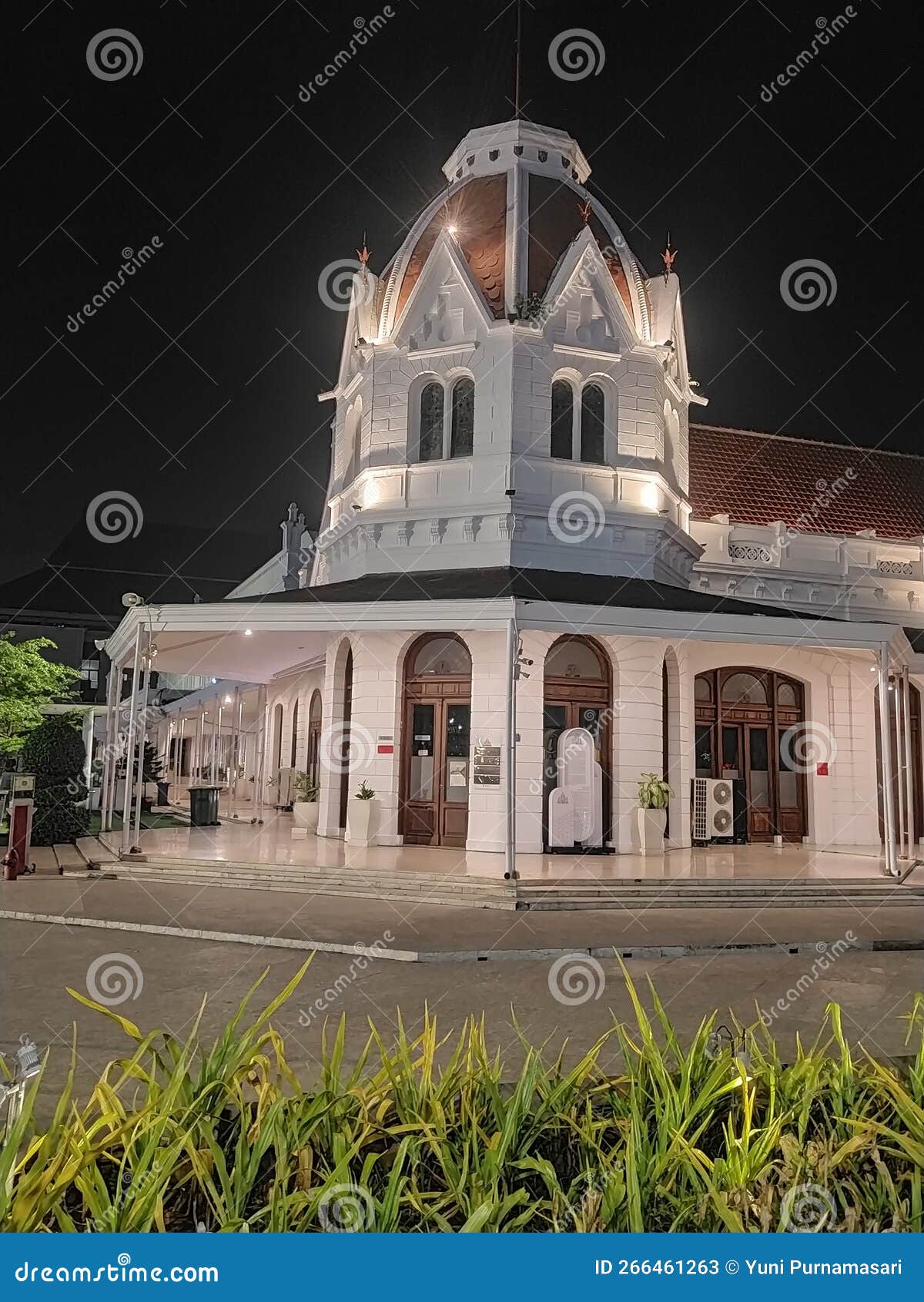Surabaya City Hall Library at Night Stock Image - Image of city ...