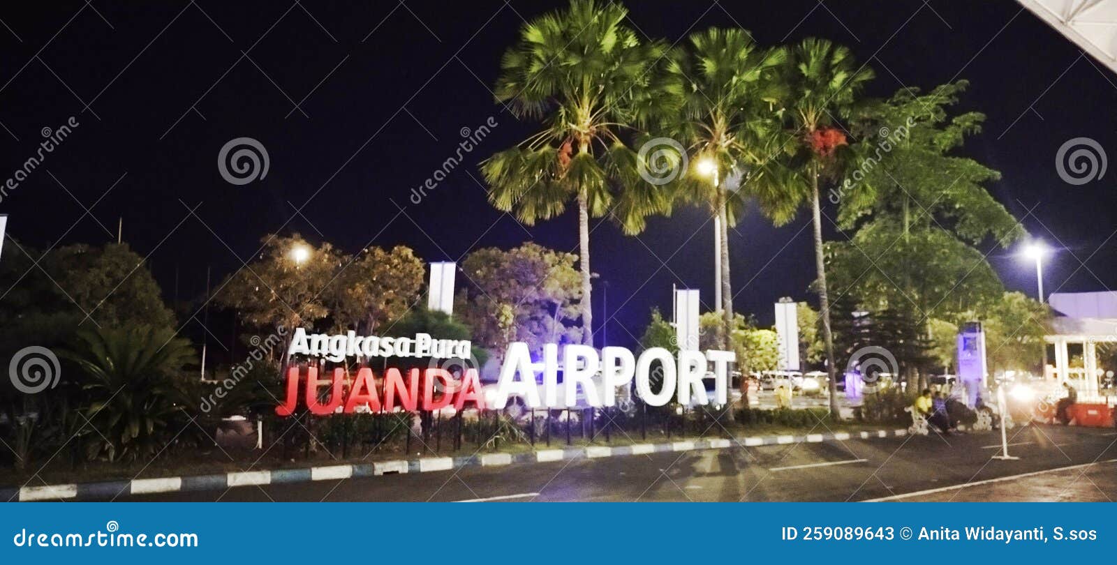 Juanda Airport Surabaya Atmosphere in the Evening Editorial Stock Photo ...