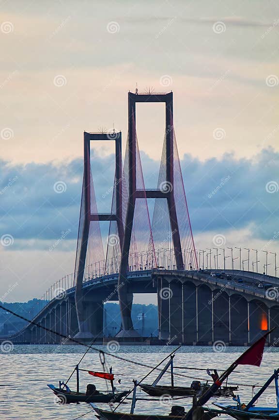 Suramadu Bridge at Surabaya Stock Image - Image of bridge, seashore ...