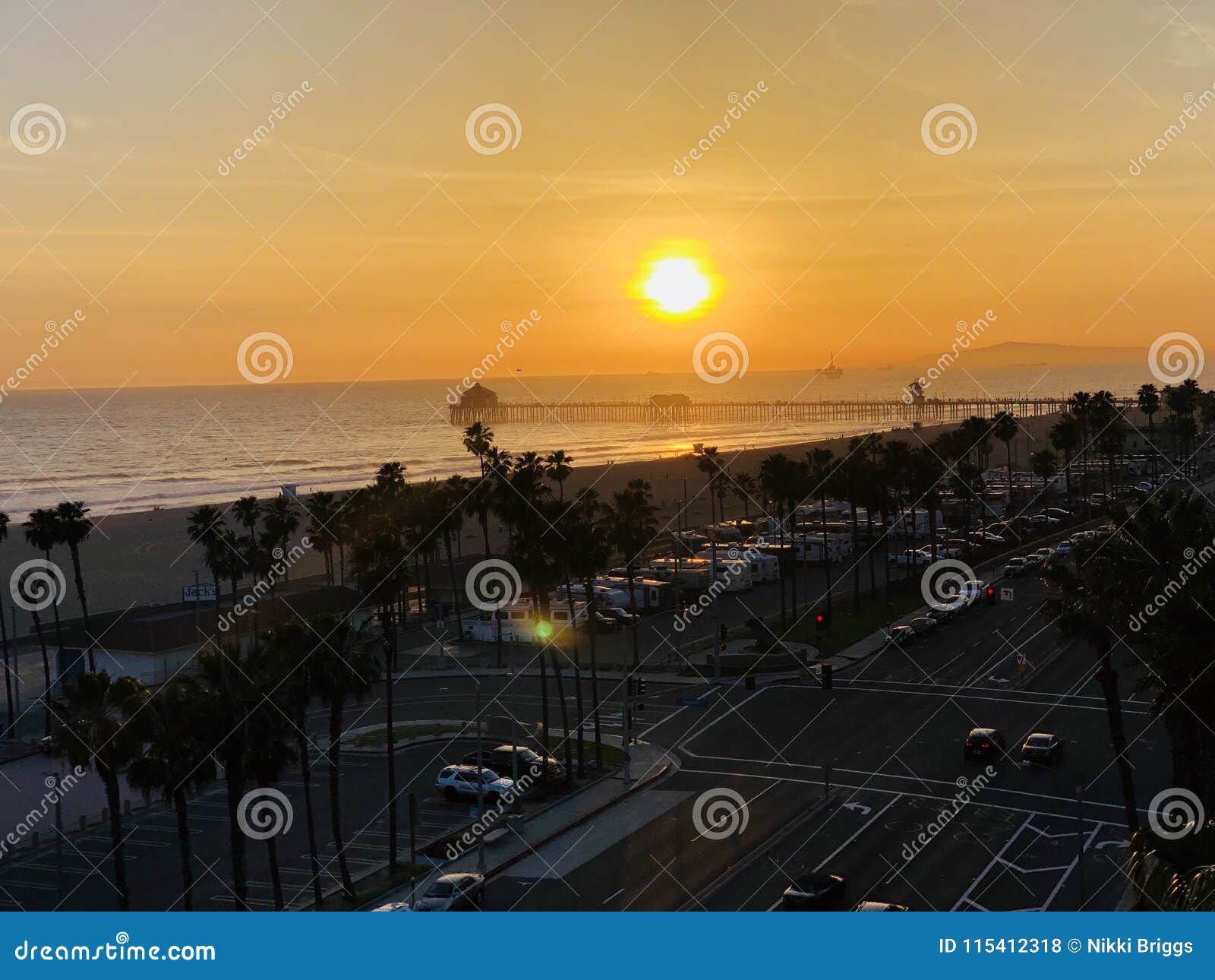 PCH Huntington Beach stock photo. Image of city, surf - 115412318