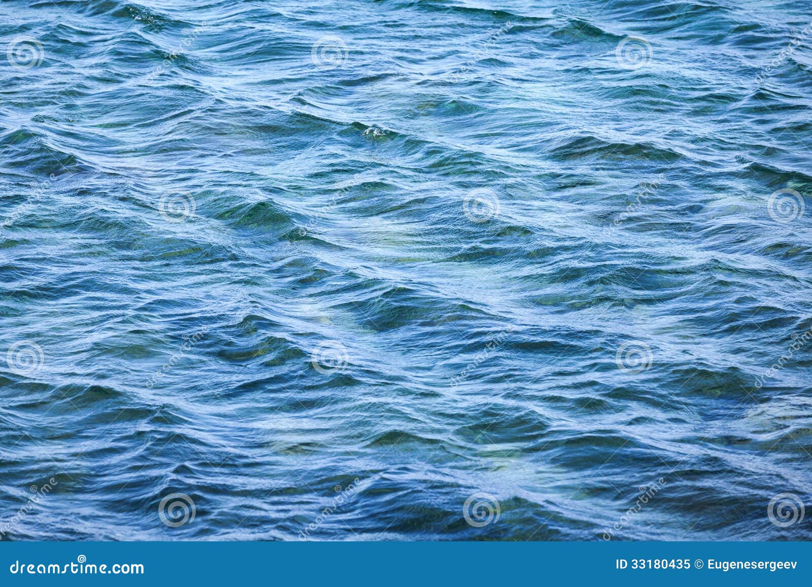 Surface Bleue D'eau De Mer Avec Des Vagues Image stock - Image of ondes ...