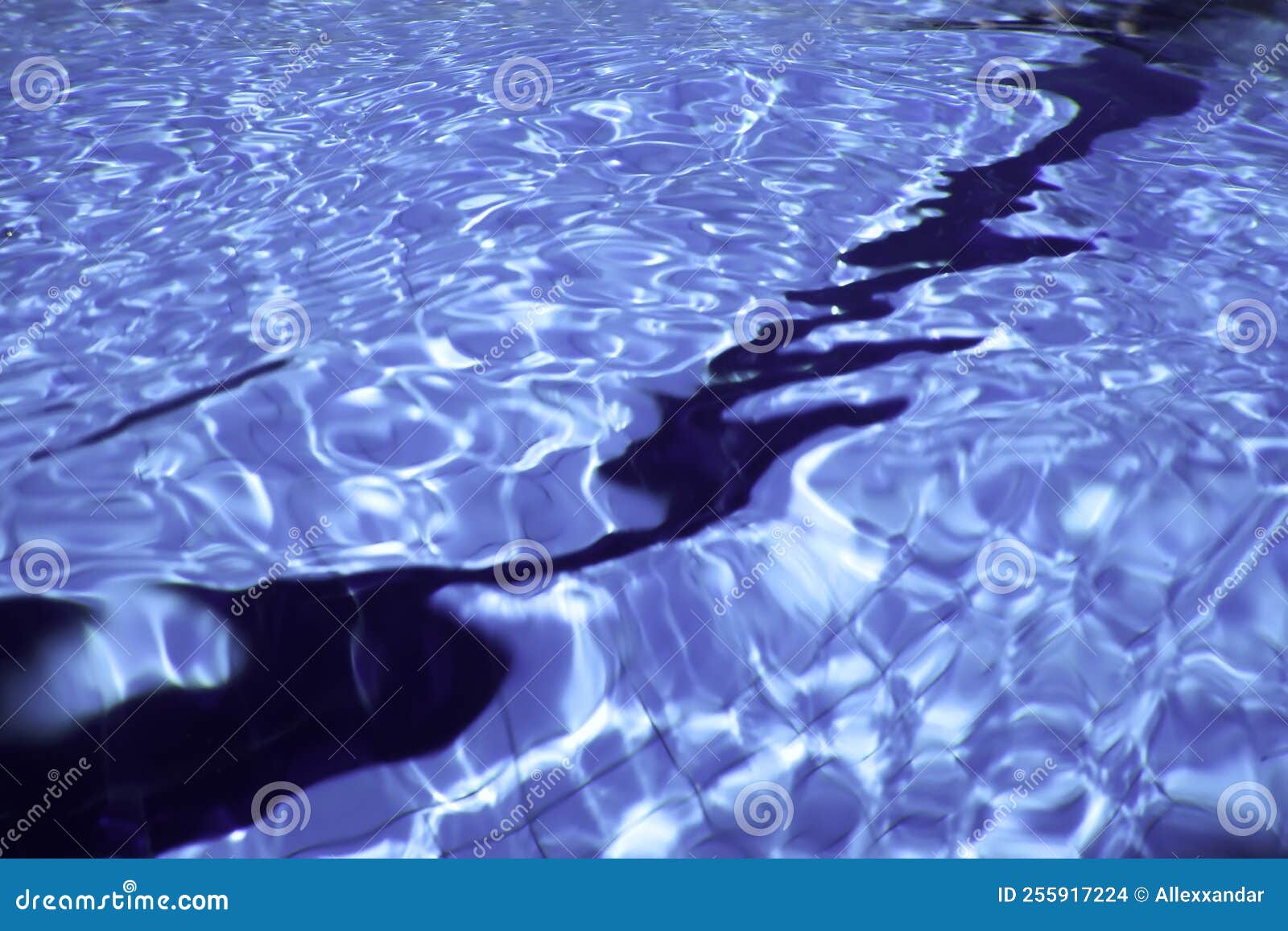 Surface D'eau Sous L'eau Surface De La Piscine Photo stock - Image du ...