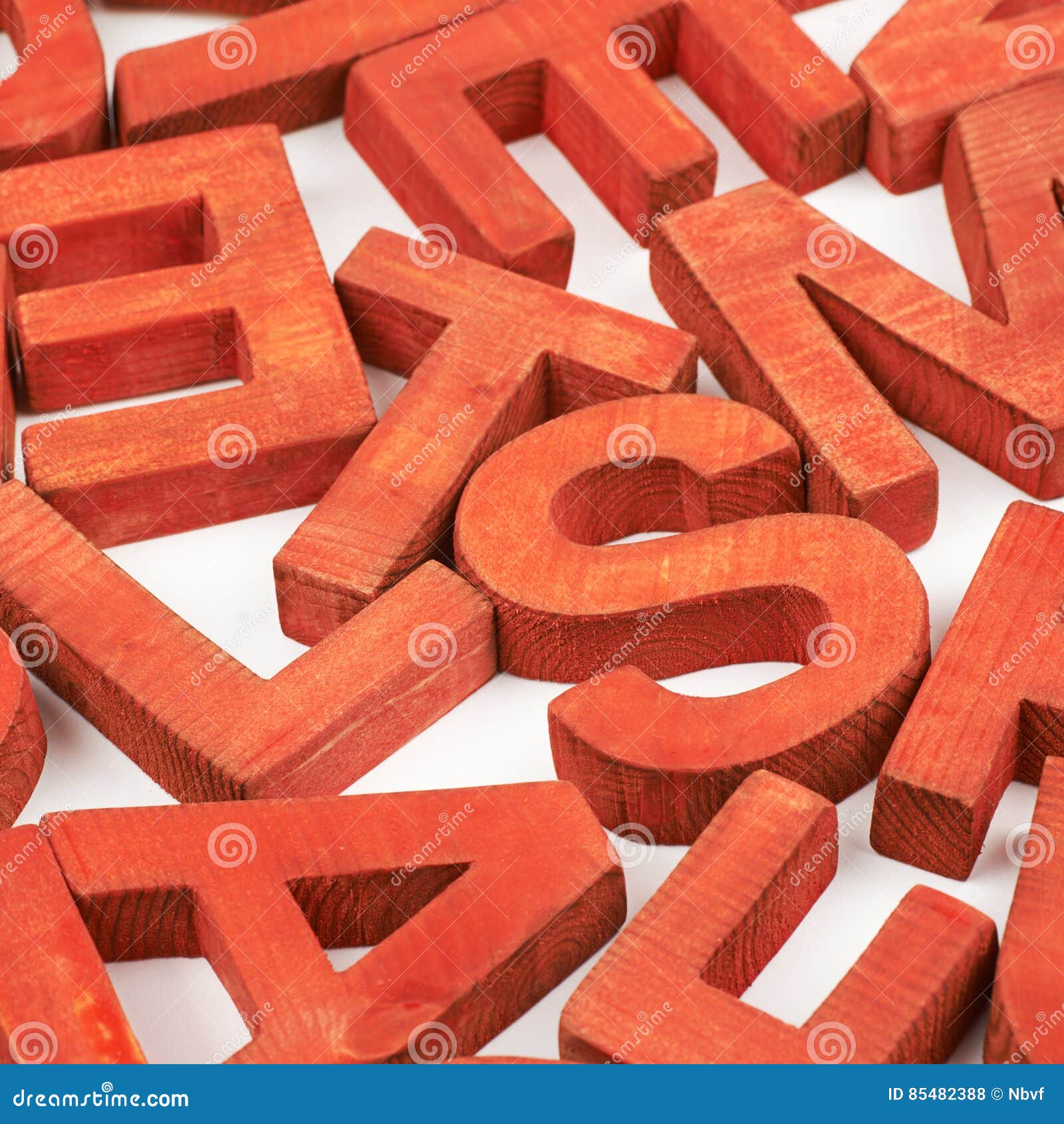 Surface Enduite Des Lettres En Bois Multiples Photo stock - Image du ...